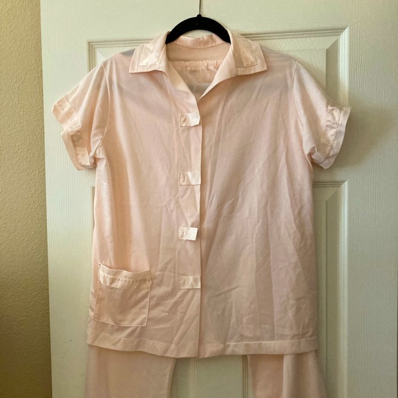 Henson Kickernick | Intimates & Sleepwear | 2piece Pajama By Henson ...